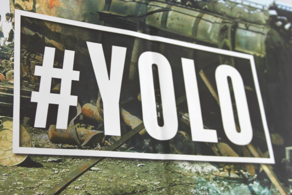 Poster critical of the Bundeswehr “#Yolo - Career in the army” - Tank ...